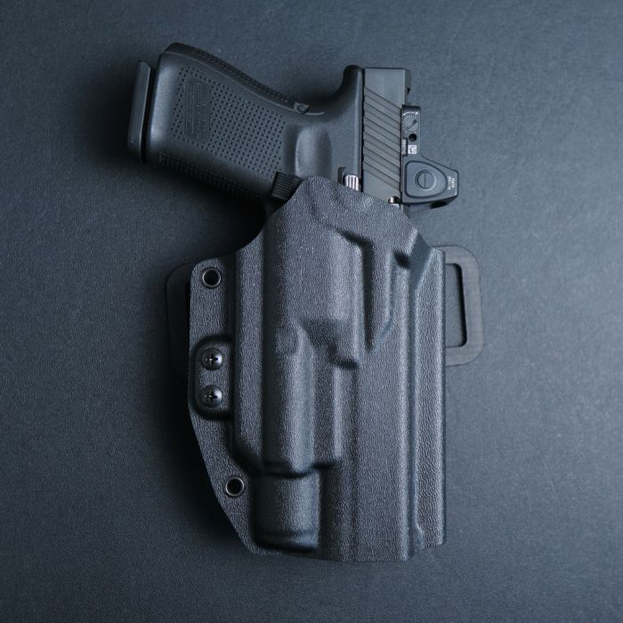 Werkz M7 OWB Holster for Glock G17 (+More) with Olight Most Full Size OWB